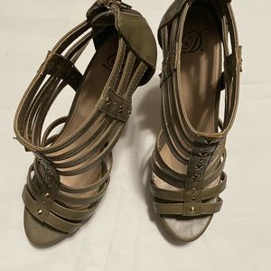 Shoes | Olive Green Color 4 In High Heels | Poshmark